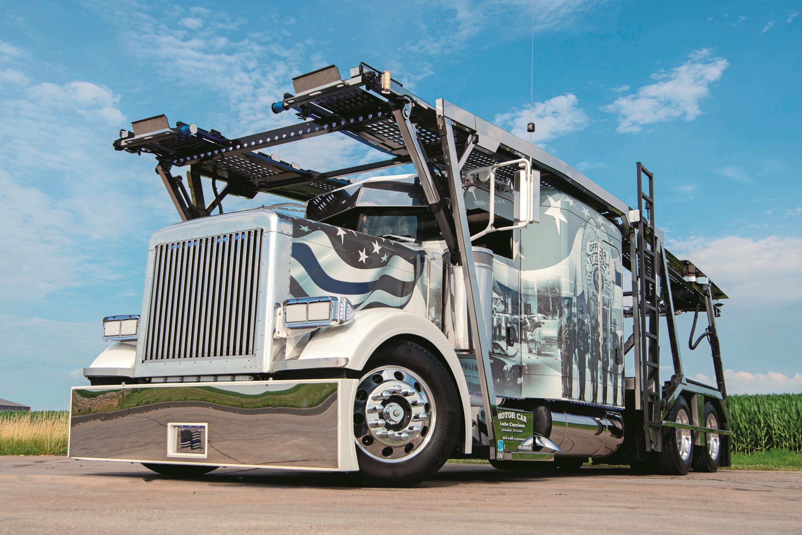 STUNNING 379 PETERBILT HONOURS THE FALLEN