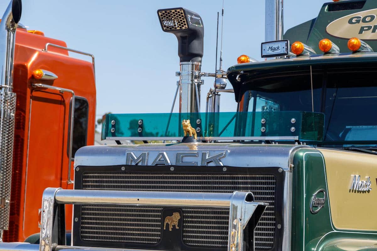 Mack bicentennial Super-Liner drew eyes at Kyabram Mack Muster
