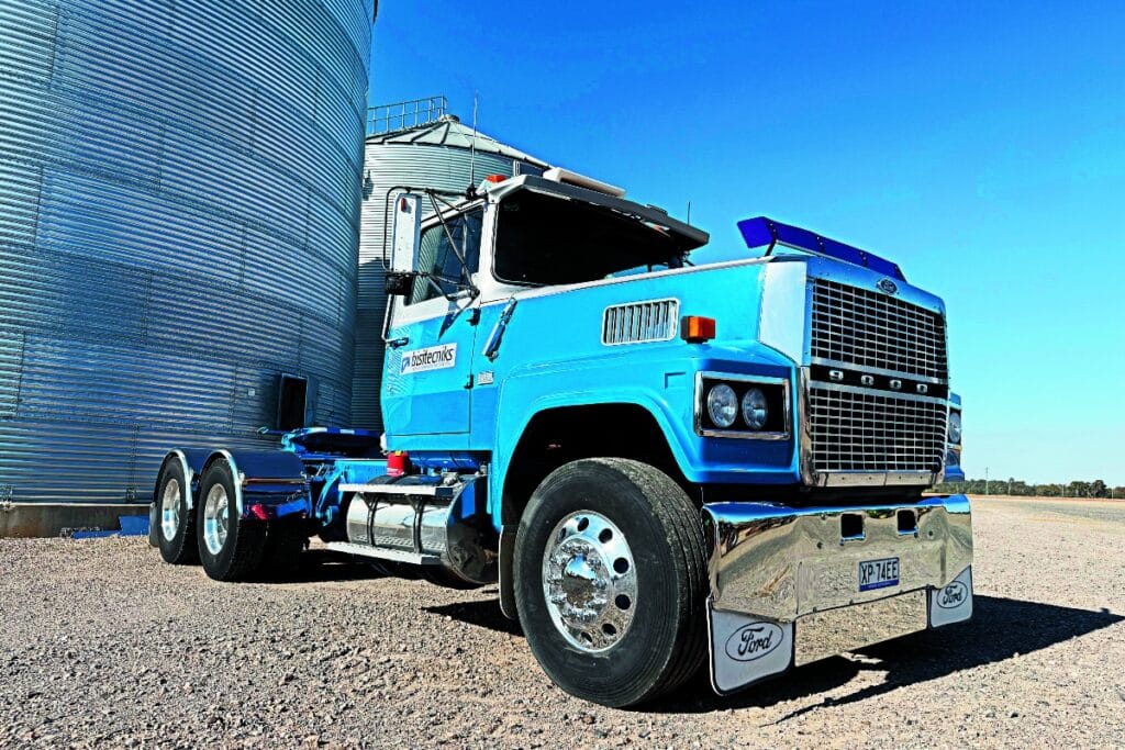 Truck talk sparks new life for a Ford LNT 9000