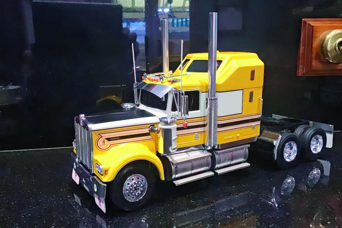 Man-made mini truck models